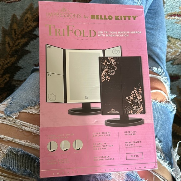 Impressions Vanity | Makeup | Impressions Vanity Hello Kitty Trifold ...
